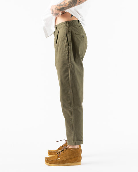 Alex Mill Standard Pleated Pant in Military Olive Curated at Jake and Jones
