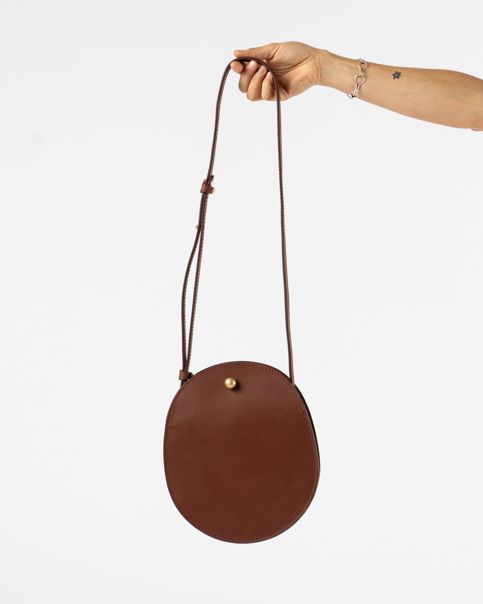 LINDQUIST Eggi in Brick Vachetta Curated at Jake and Jones
